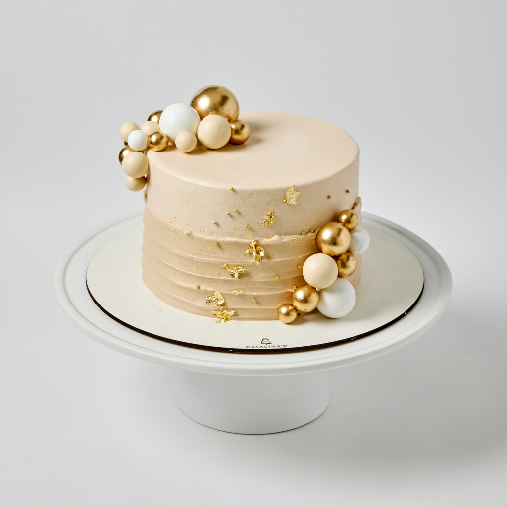 Golden Celebration Cake – Catalina's Sweet Atelier