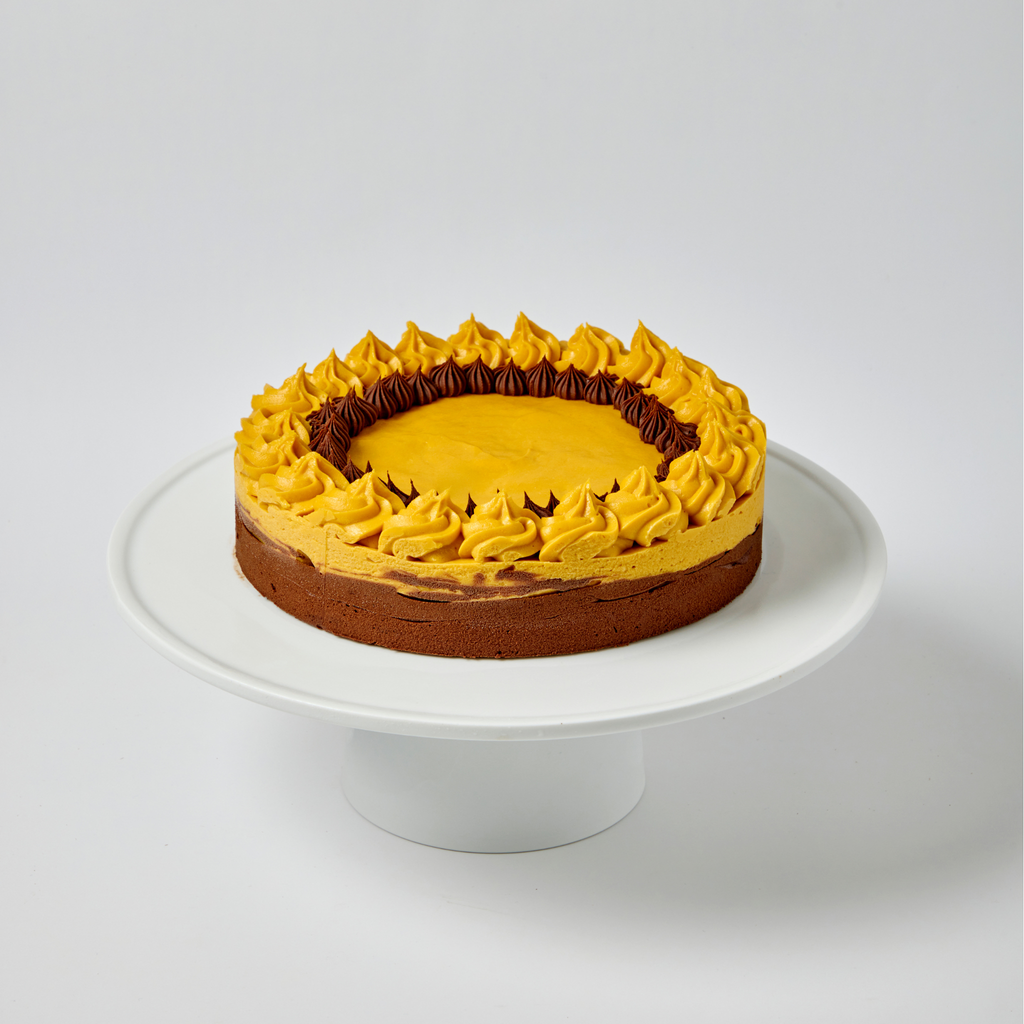 Lúcuma Fondant Cake – Catalina's Sweet Atelier