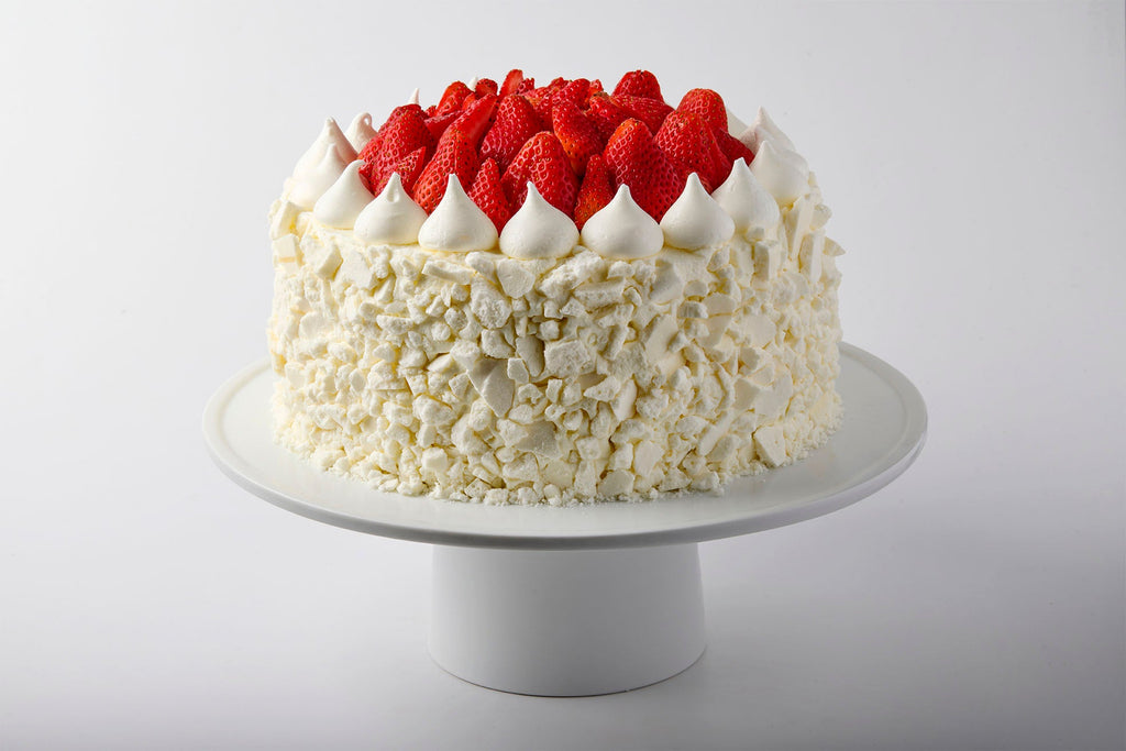 Strawberry Vanilla Genoise Cake – Catalina's Sweet Atelier